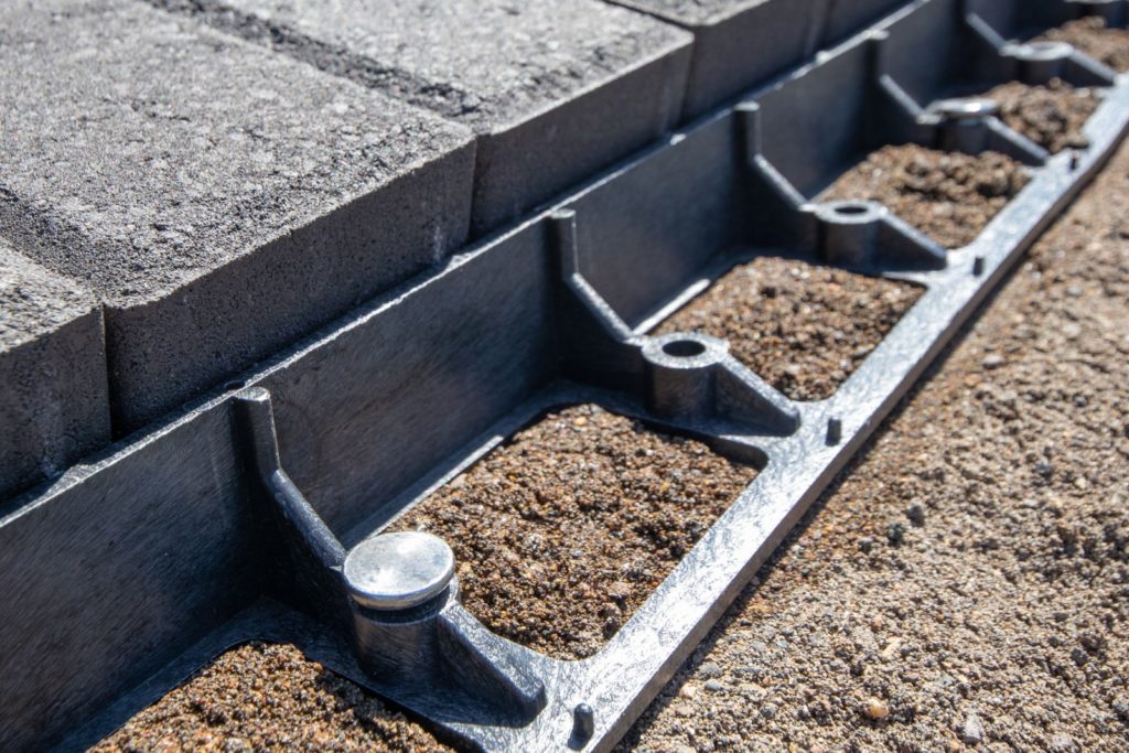 Snap-Edge® Edge Restraint | Paving Stone Products | Western Interlock