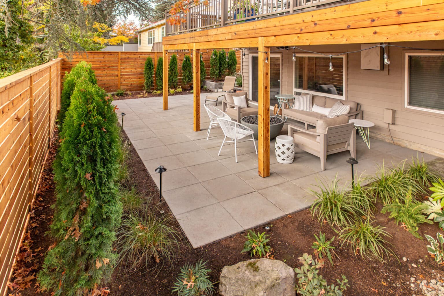 Bluestone vs. Pavers: What’s the Hardscape Difference? | DIY