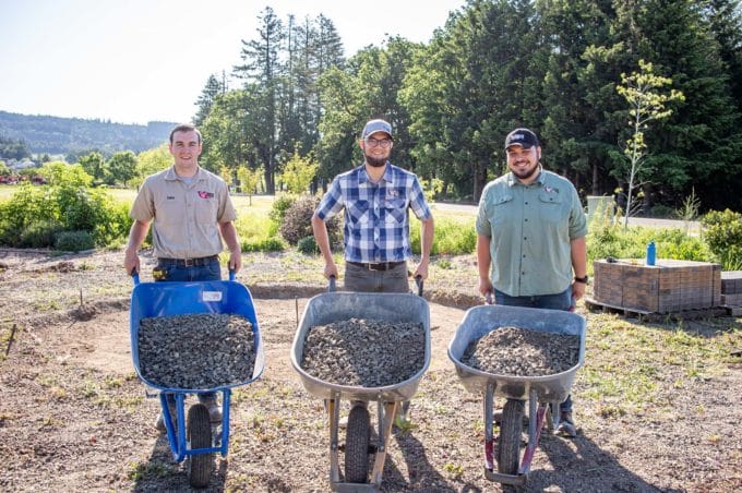 How to Lay a Rotundo Stone Circular Patio | DIY