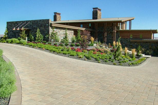 How to Match Hardscape with Modern Architecture | DIY