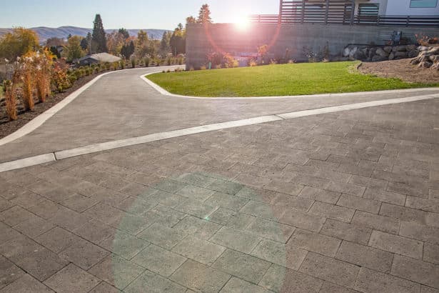 How to Match Hardscape with Modern Architecture | DIY