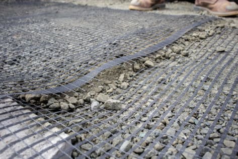 Geotextile vs. Geogrid: What’s the Difference? | DIY