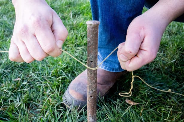 How to Tie a String Line on a Stake | DIY