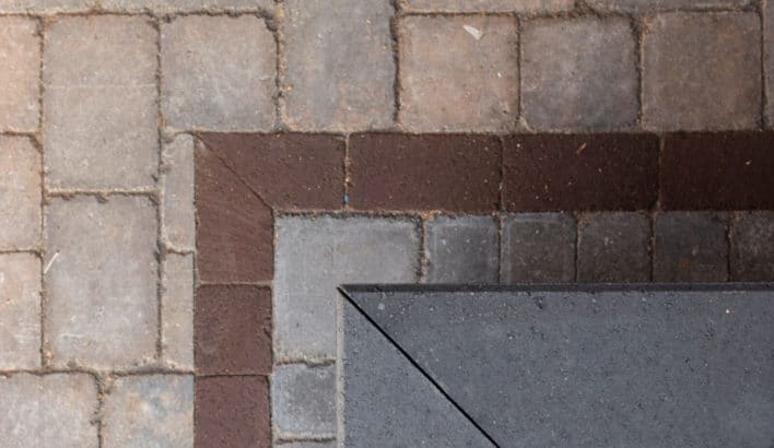 How to Design a Border For Pavers at Home | DIY