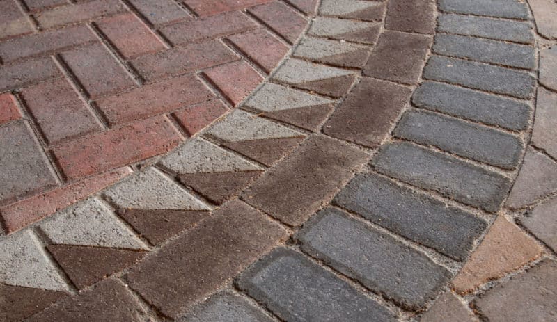 How to Design a Border For Pavers at Home | DIY