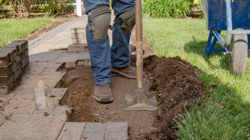 Paver Edging Problems: How to Fix Loose Edge Pavers | DIY