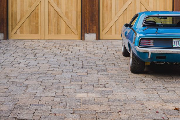 How to Choose the Right Paving Stone for Your Hardscape | DIY