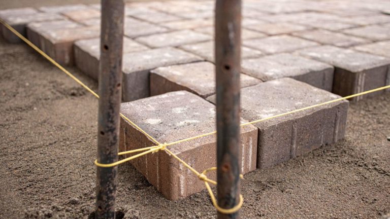 How to Lay a Curved Paver Walkway at Home | DIY