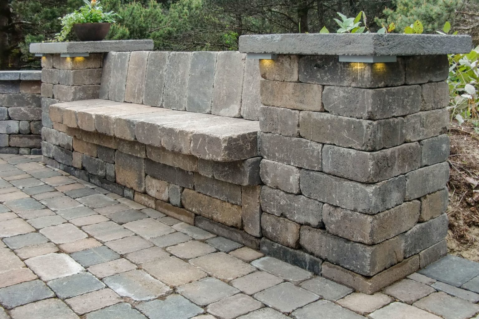 4 Paving Stone Patio Bench Layout Options | DIY