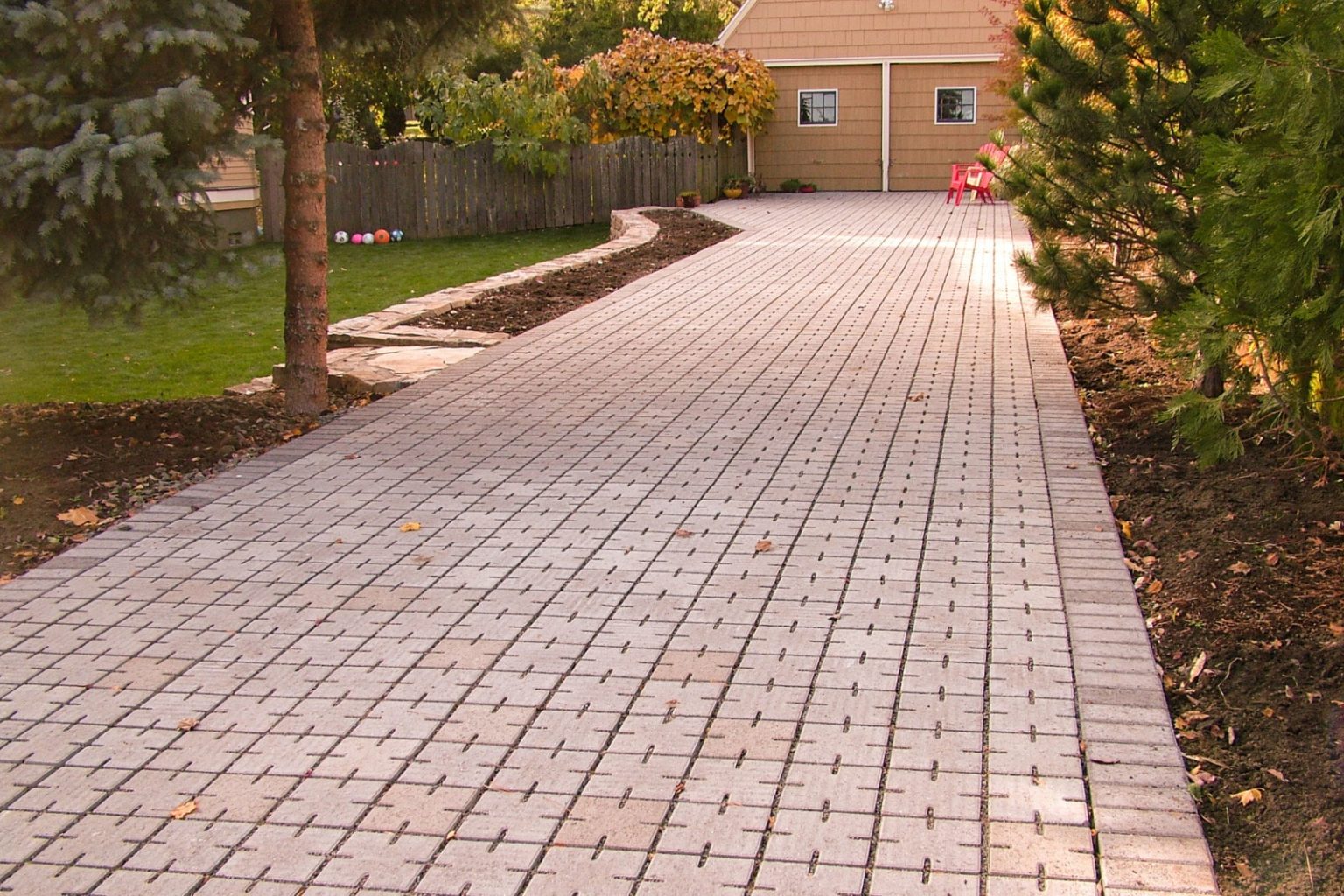 Permeable Pavers vs. Non-Permeable Pavers: What’s the Difference ...