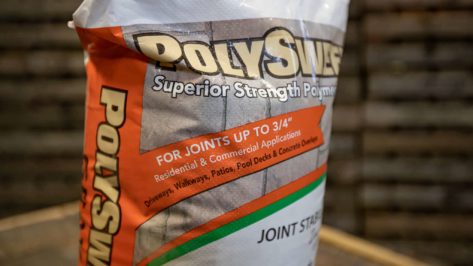 How To Use Polymeric Sand When Installing Pavers | DIY