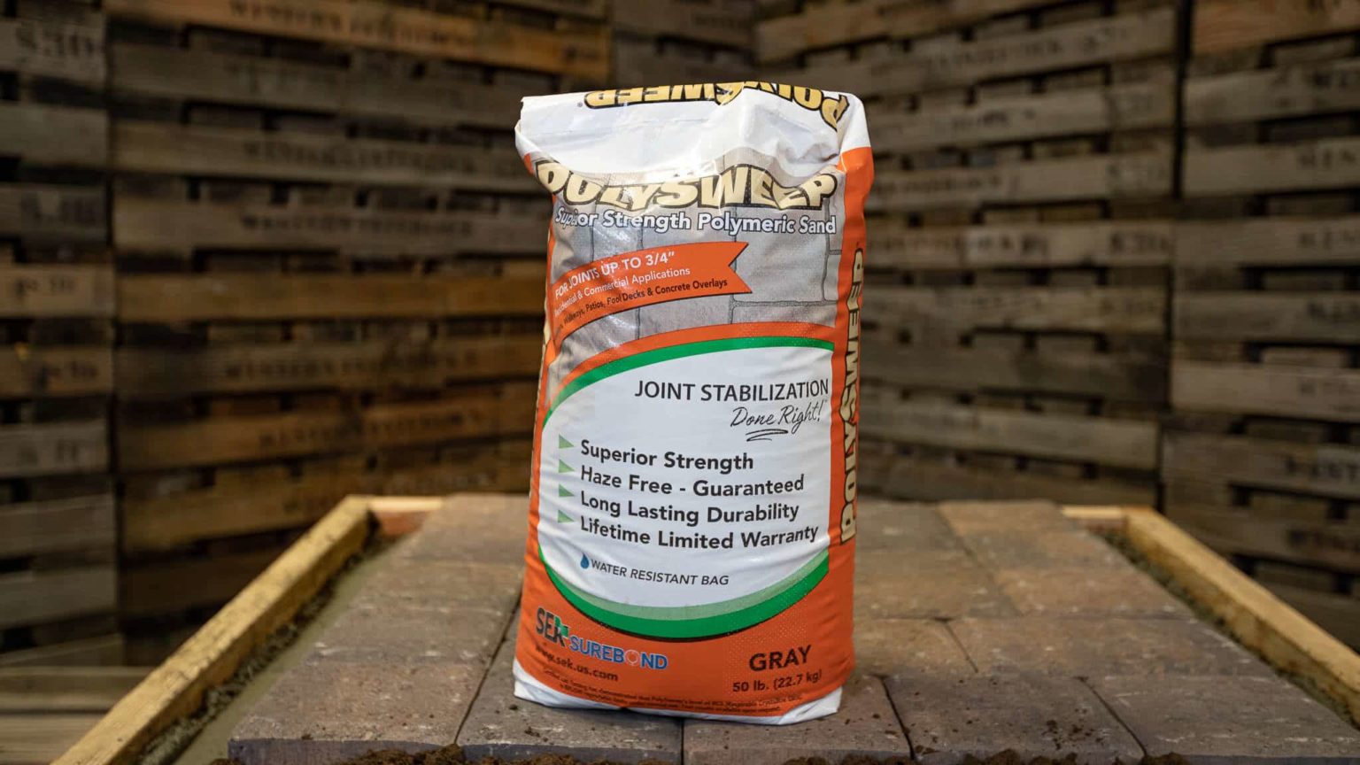 Fine Dry Sweeping Sand vs Polymeric Sand: Which Is Better ? | DIY