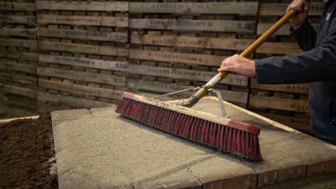 How To Use Polymeric Sand When Installing Pavers | DIY
