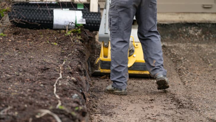 How Deep to Dig for Pavers: Paver Installation Solutions | DIY