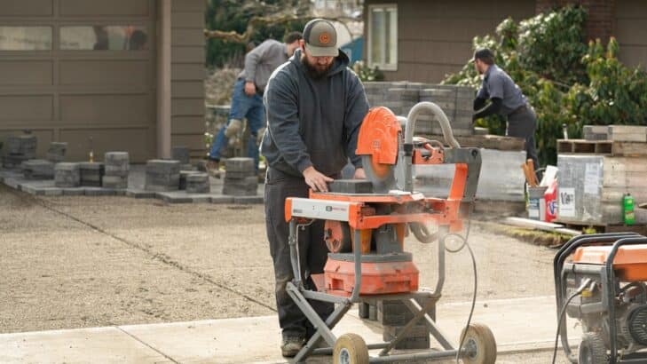 How to Lay Interlocking Paving Stones Over Permeable Base | DIY