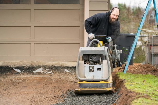 8 Must-Have DIY Hardscaping Tools for Any Paver Project | DIY