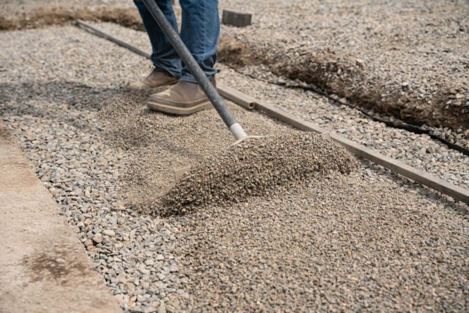 8 Must-Have DIY Hardscaping Tools for Any Paver Project | DIY