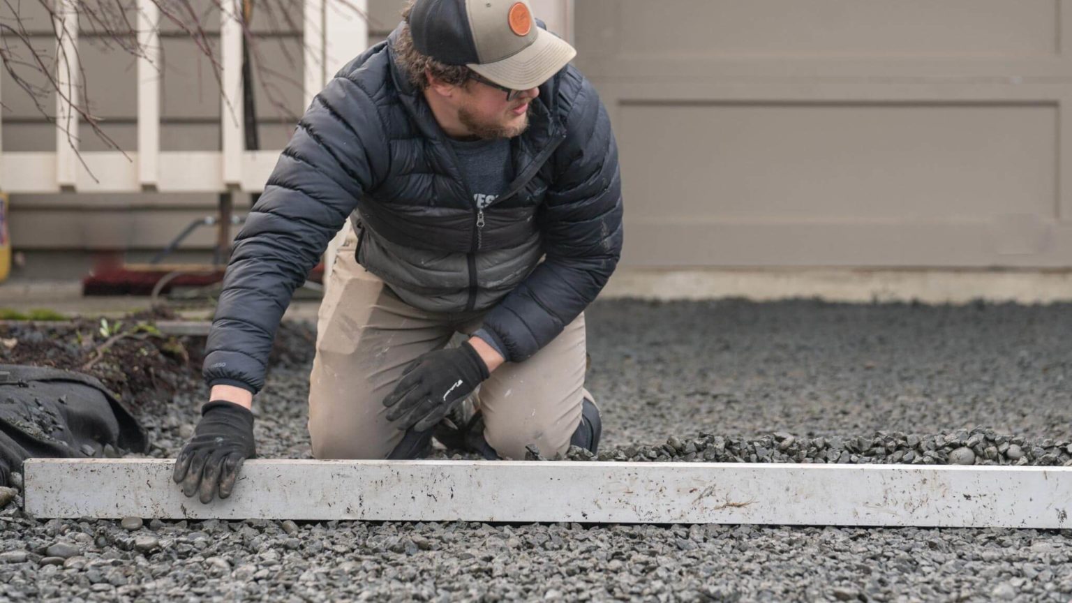 8 Must-Have DIY Hardscaping Tools for Any Paver Project | DIY