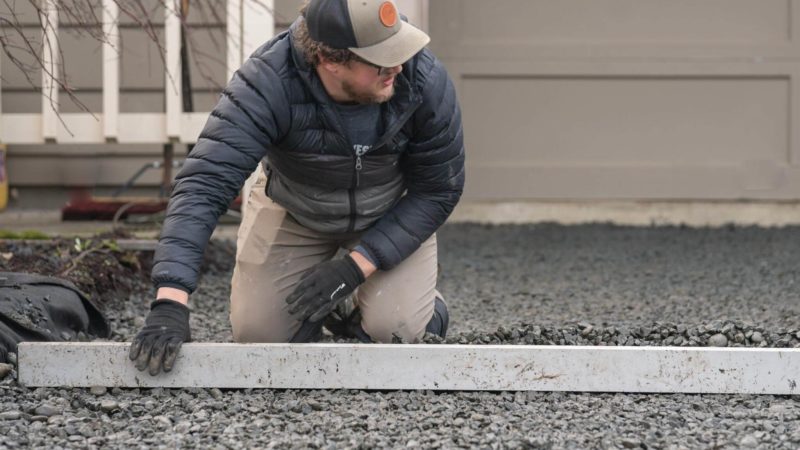 8 Must-Have DIY Hardscaping Tools for Any Paver Project | DIY