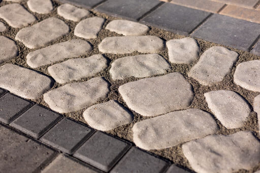 Roma Stone | Western Interlock