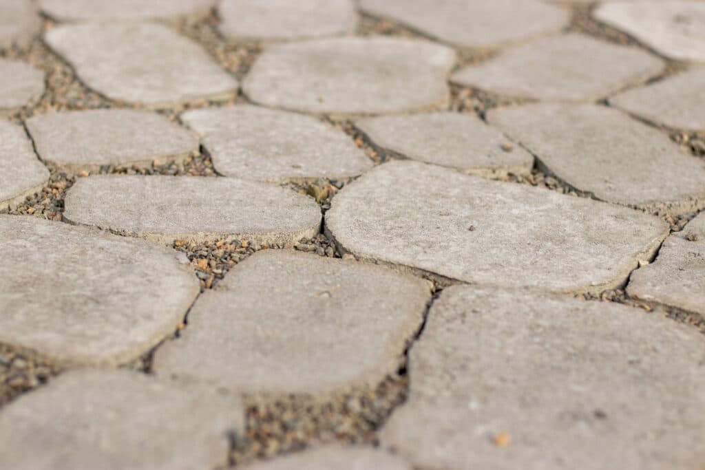 Roma Stone | Western Interlock