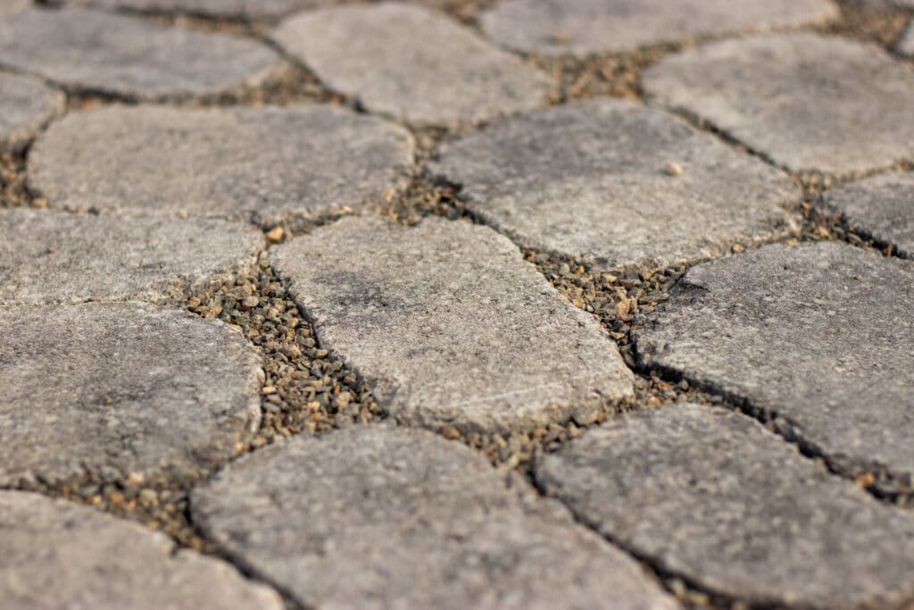 Roma Stone | Western Interlock