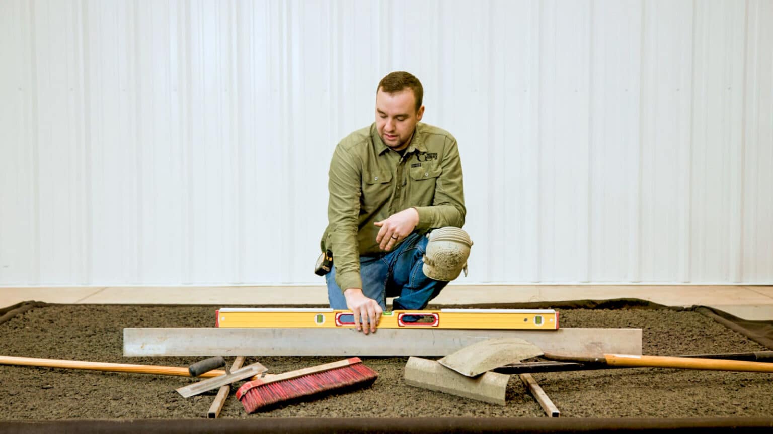 How to Screed Sand for Pavers: Pro Tips, Tools & Methods | DIY