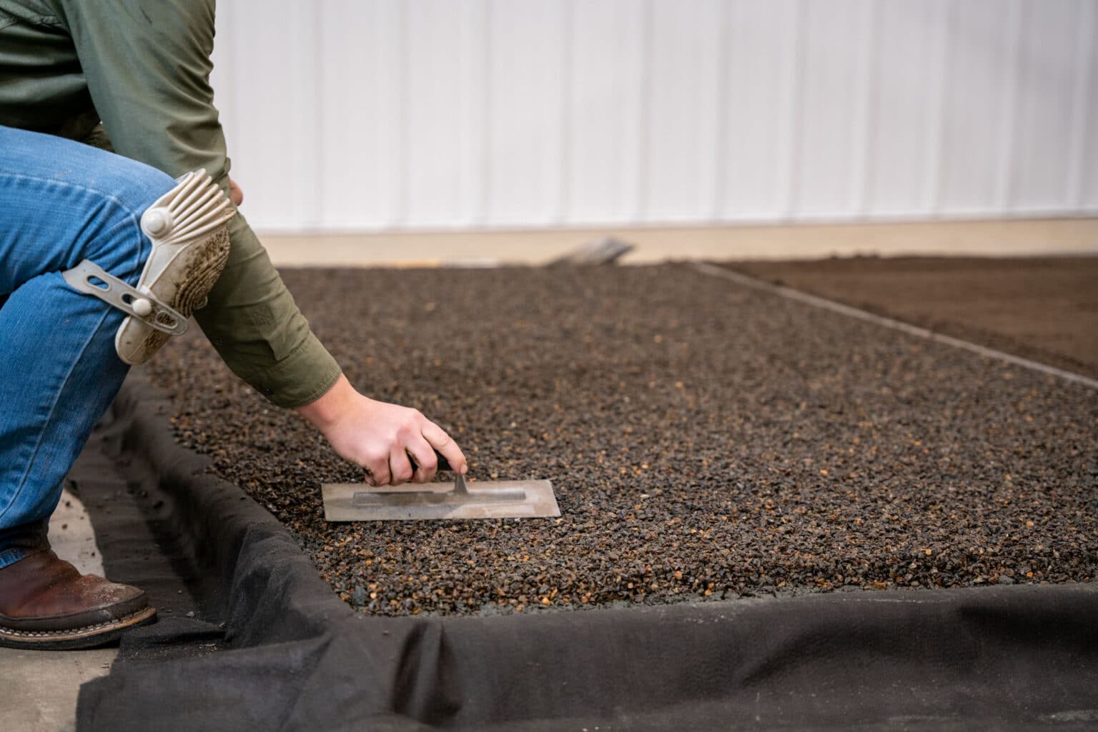 How to Screed Sand for Pavers: Pro Tips, Tools & Methods | DIY