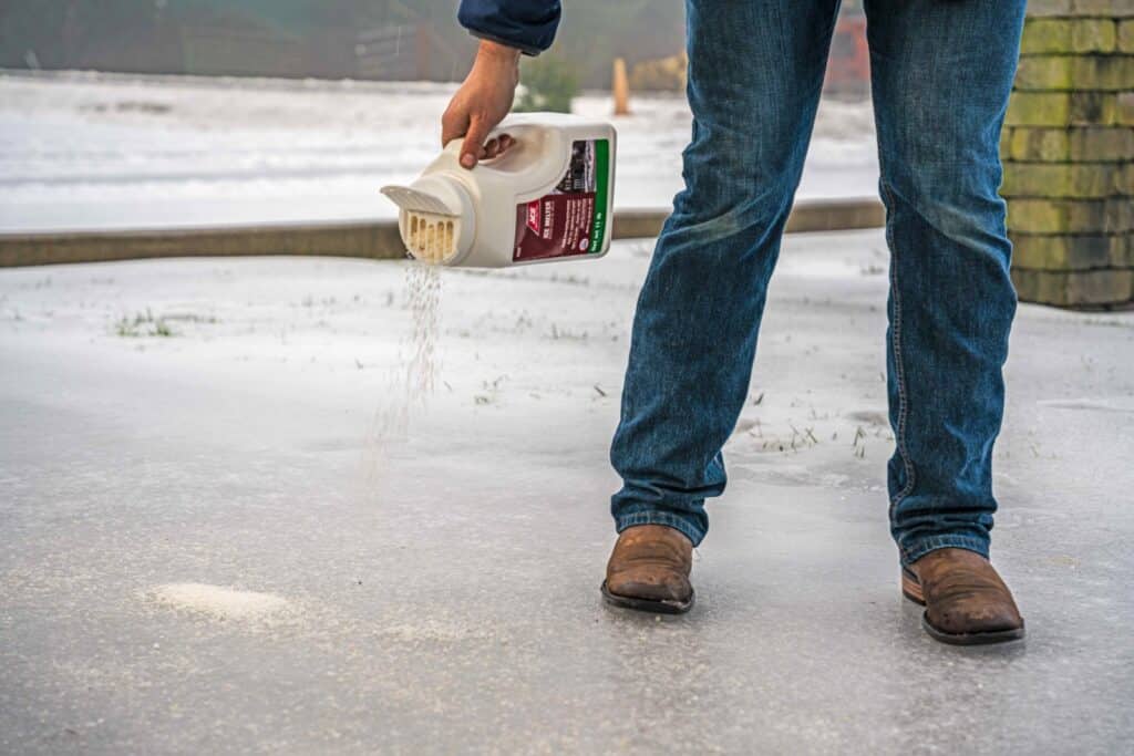 Safe De-icing Solutions for Paving Stones | DIY