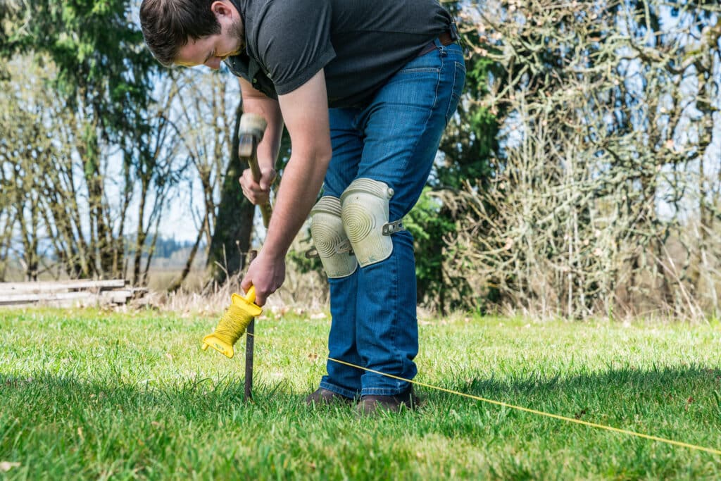 How to Lay Patio Pavers: Technique for Laying Stones & Slabs | DIY