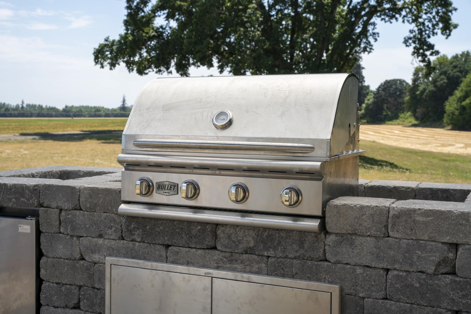 How to Build a Grill Surround Out of Pavers | DIY