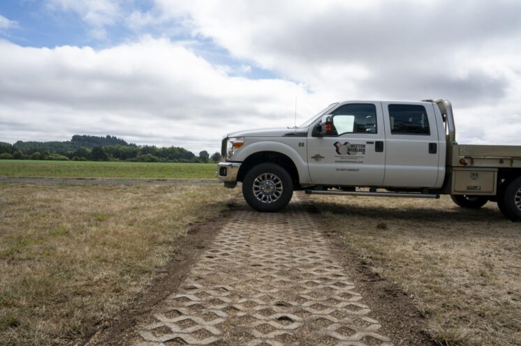 DIYwithWI | Paving Stones & Retaining Walls | Western Interlock