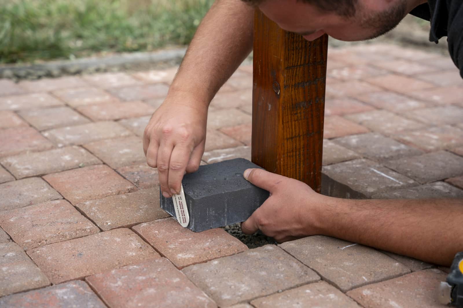 Tips for Seamless Integration of Pavers & Wooden Structures | DIY