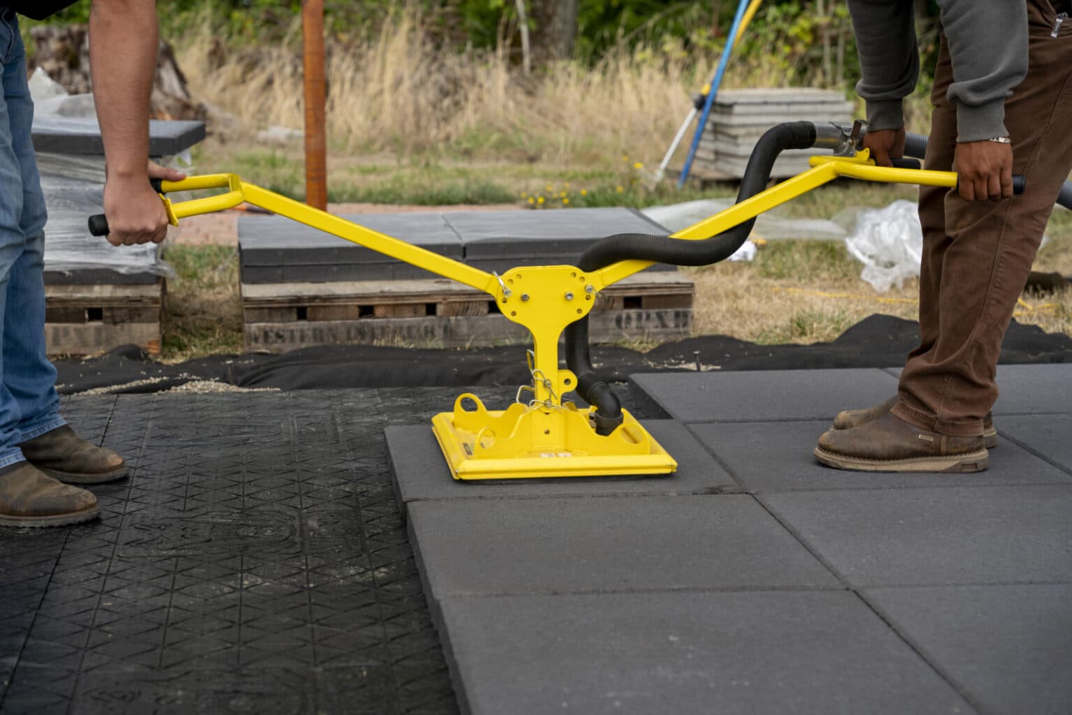 How To Remove Paver Stone Without Damage (4 Ways) | DIY