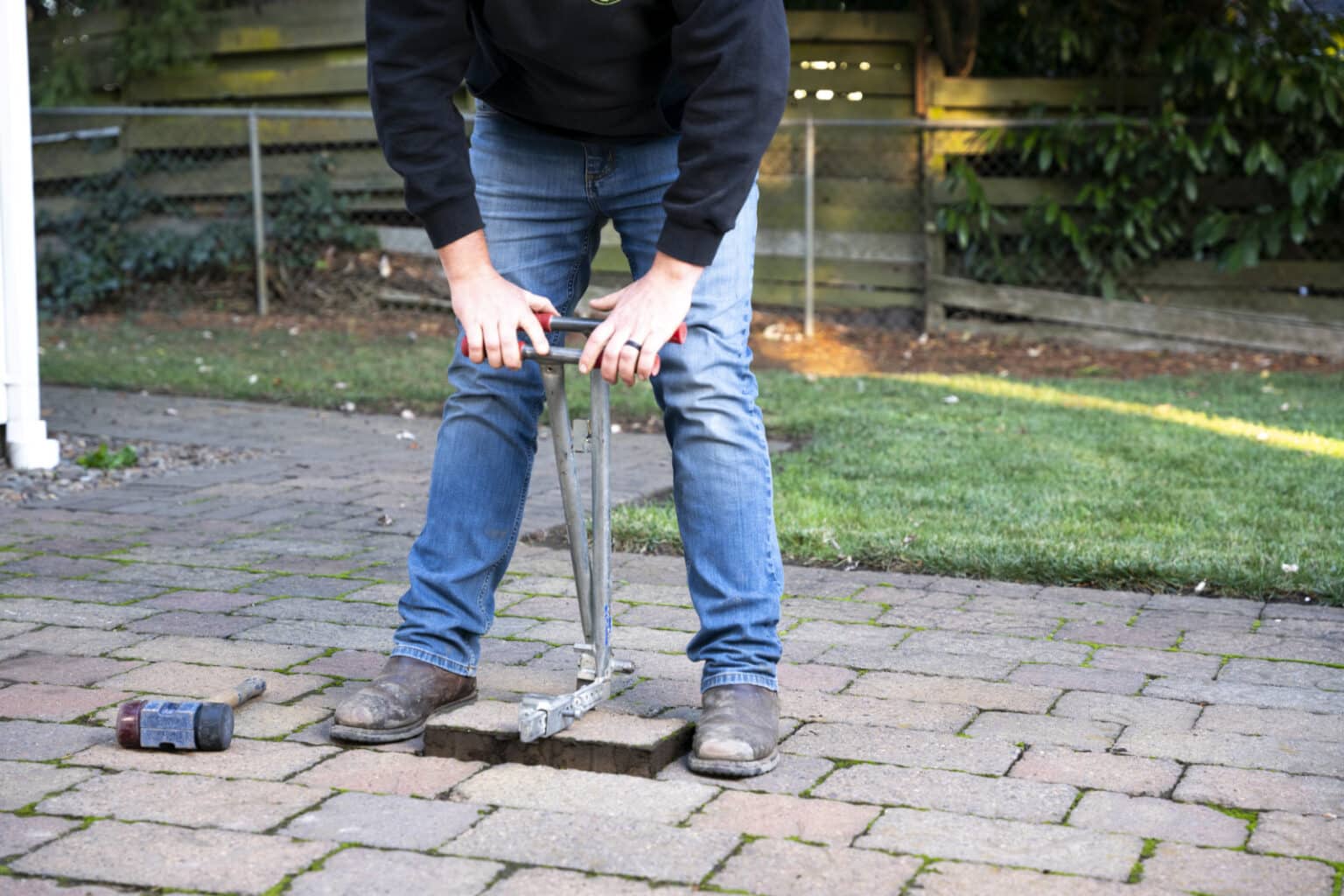 How To Remove Paver Stone Without Damage (4 Ways) | DIY