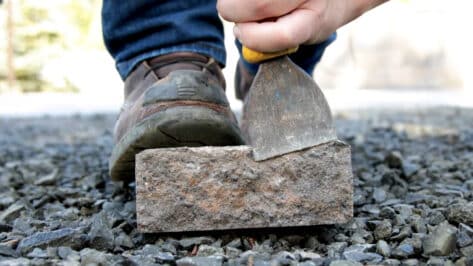 How to Cut Retaining Wall Blocks: Learn the Best Tactics | DIY